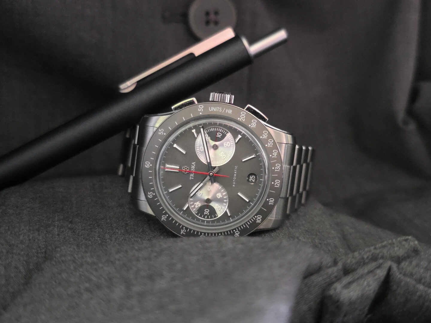 Traska Chronograph - The Time Bum